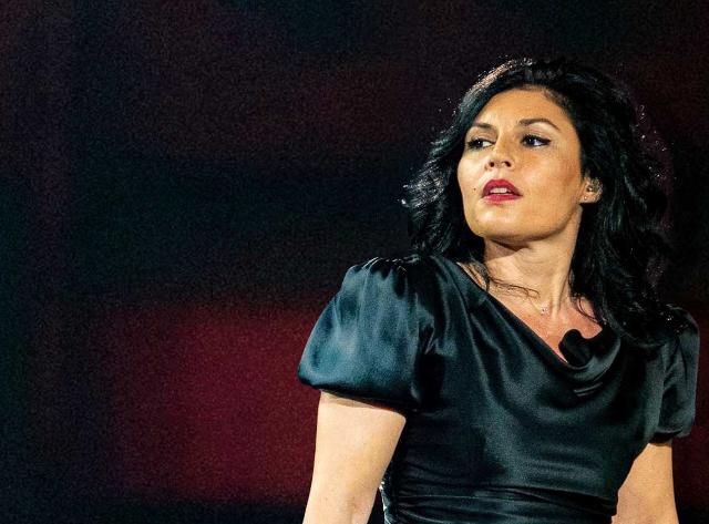 ''Giusy Ferreri Live 2025'' in Piazza Matrice a Casteldaccia (PA ...