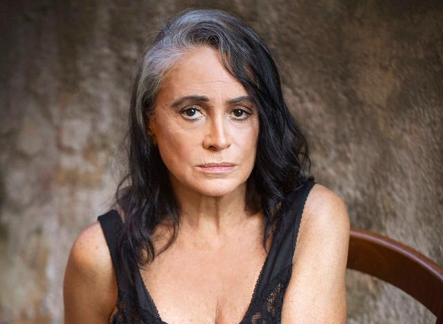 ''Di madre in figlia - Alchimia teatrale'', Guia Jelo protagonista al ...
