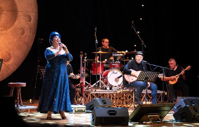 ''Vasame'', Marisa Laurito ed Enzo Gragnaniello al Golden di Palermo ...